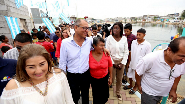 VICEPRESIDENTE JORGE GLAS INAUGURÓ EL PARQUE LINEAL DEL ESTERO LAS ...